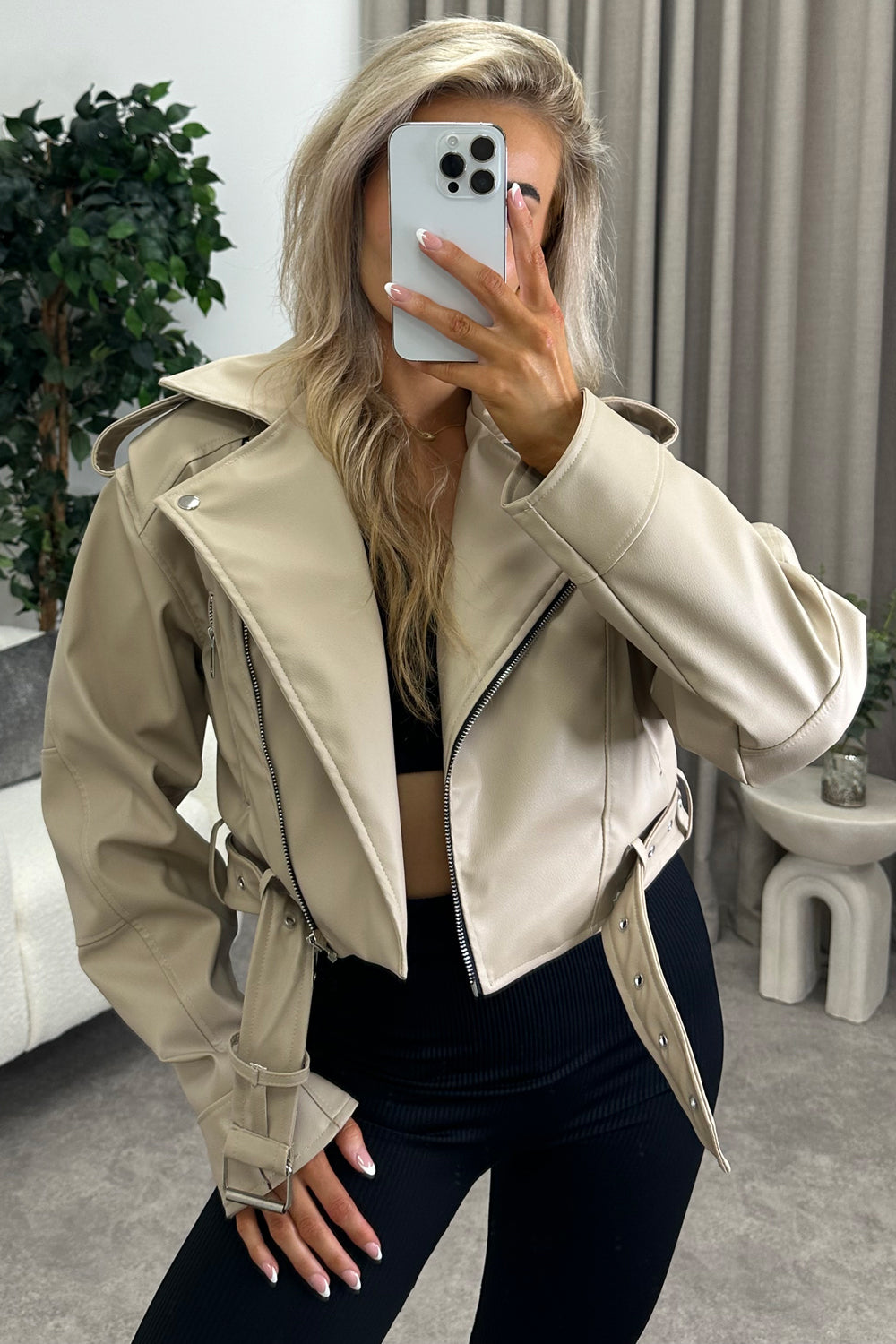 Coats & Jackets – LASULA